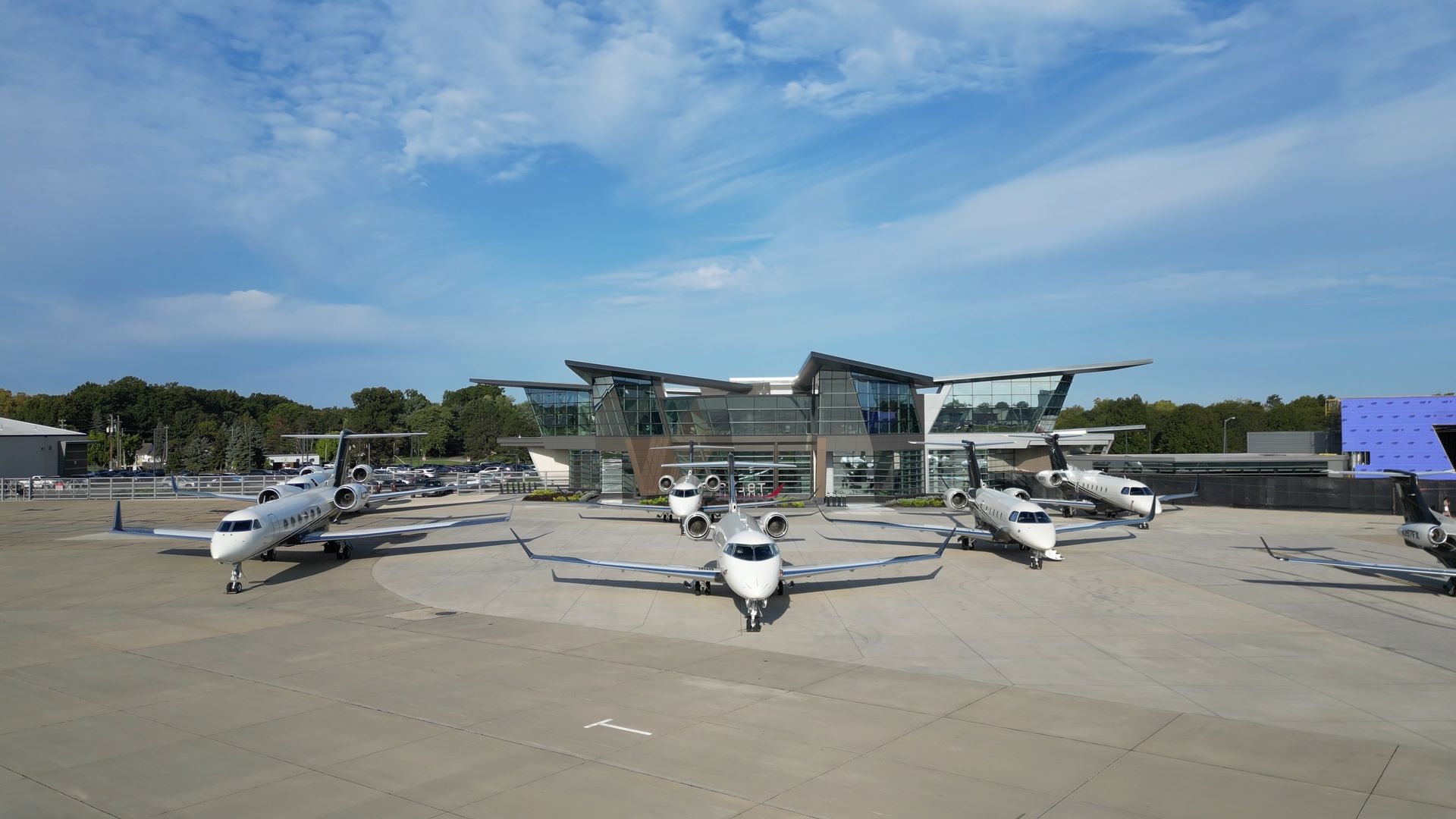 Flexjet Secures $800M Equity Investment from L Catterton-Led Group ...